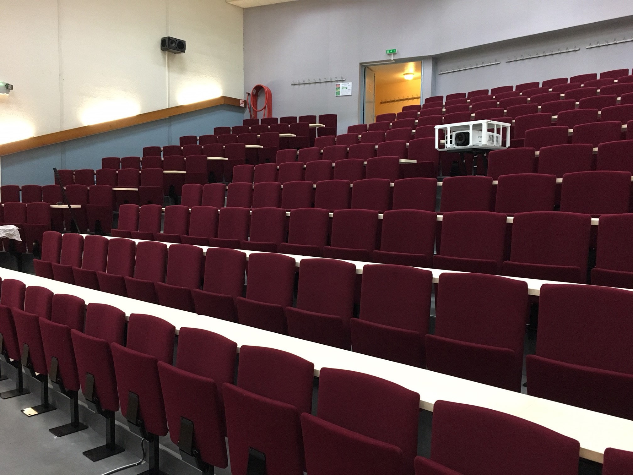 ENSP - Versailles - Amphithéâtre - Fauteuils Hémicycle